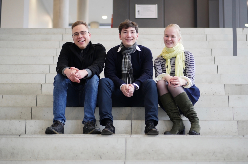 3 Skler, 2 Berichte - Streitkultur e.V.